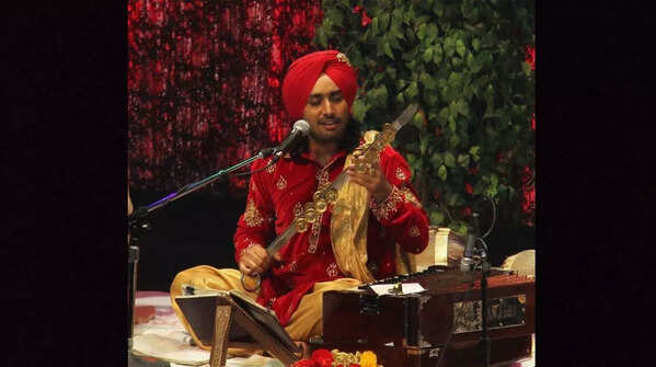 Know your Heritage: 6 most unique instruments used in Indian folk songs