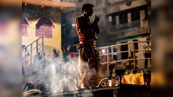 Why do people wish to die in Kashi?