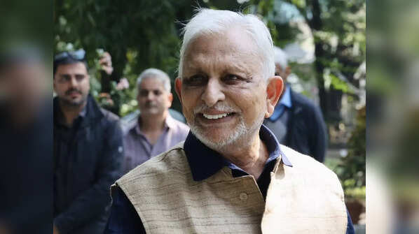 The profound story of Sri M