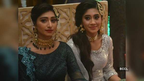 PICS: Naksh and Keerti end up celebrating their Mehendi ceremony with a ...