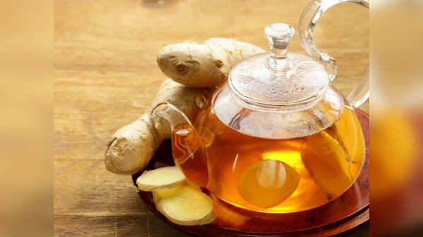 5 home remedies that can naturally fix heat-induced headaches