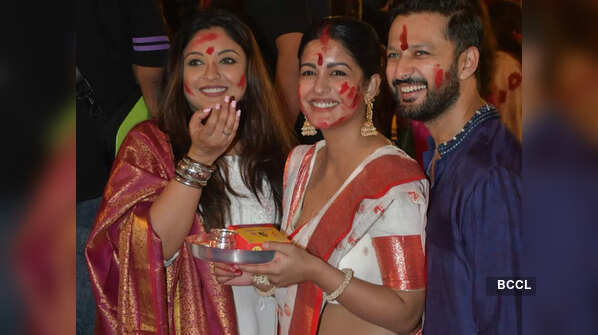 Rupali Ganguly, Sumona Chakravarti, Ishita Dutta and others celebrate ...