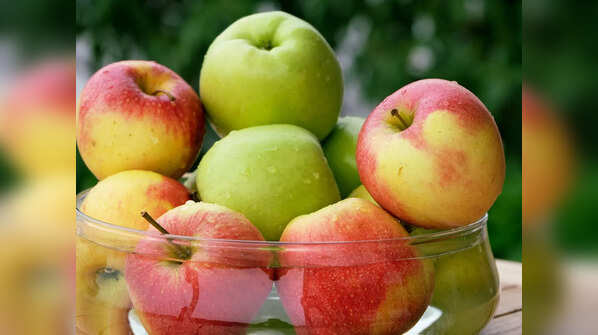 7 fruits that aid digestion and promote gut health
