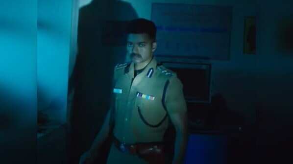 Five years of 'Theri': Here are five favorite mass scenes from Vijay ...