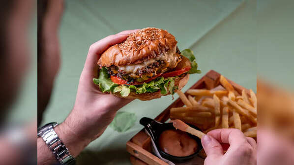 The science behind eating with hands and its untold benefits
