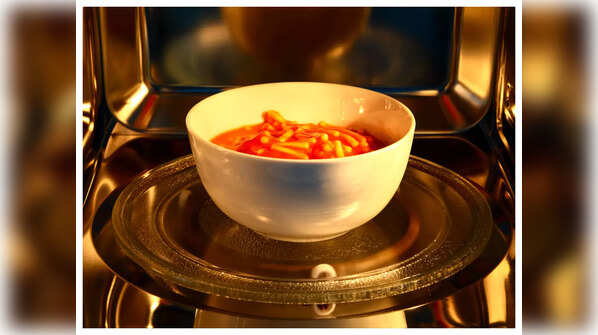 How to reheat pasta without spoiling the texture