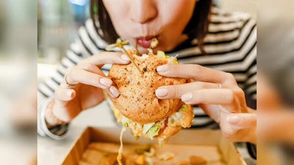 Things to do after a meal | 5 things you must do after having a heavy meal