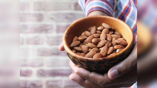 Is it safe to eat bitter almonds?