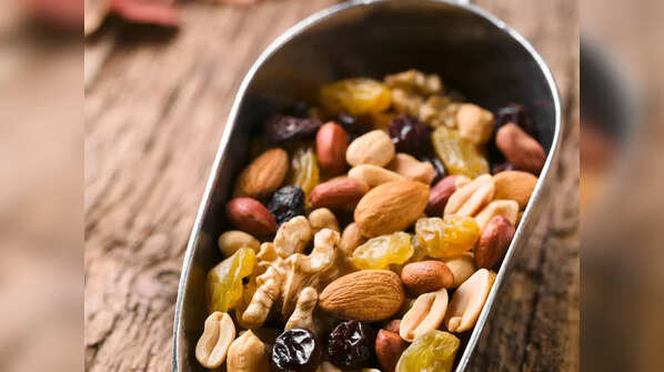 How to make your own dry fruits at home in an oven