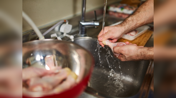 Know why you should NEVER wash chicken before cooking