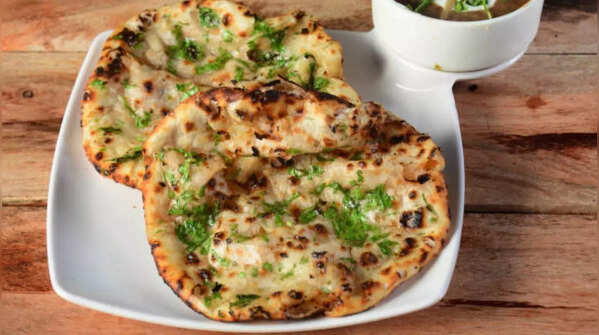 Winter-special: 5 popular types of Kulchas and how to make them at home