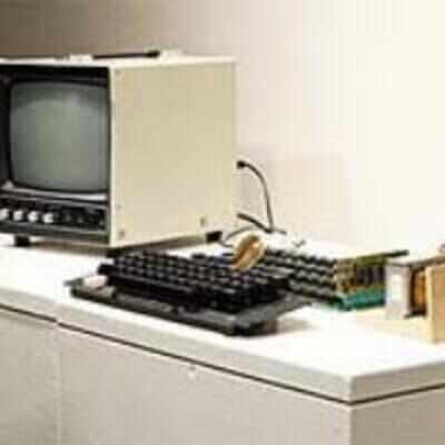 First byte: 1976 Apple, PC to sell for $180,000