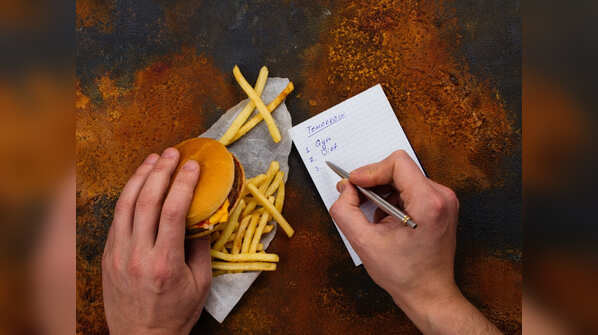 Eat only 6 french fries if you want to stay healthy, warns an expert!