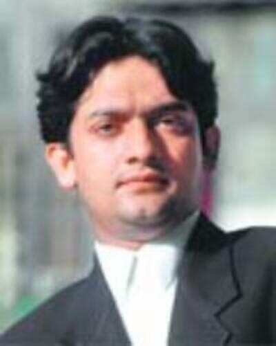 Dead lawyer Azmi makes a point