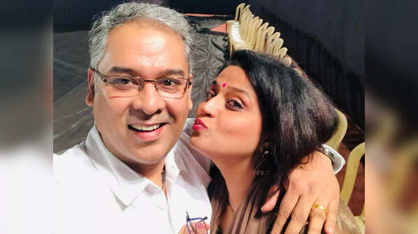 KBC's first crorepati Harshvardhan Nawathe is happily married; meet his ...