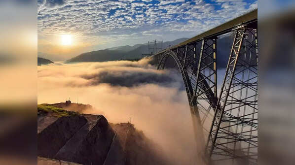 Breathtaking photos of Indian Railways bridges! These upcoming rail bridges are engineering ...