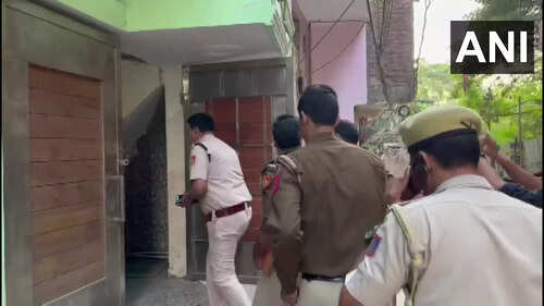 Delhi Mehrauli Murder Case Updates Police To Present Accused Aftab In