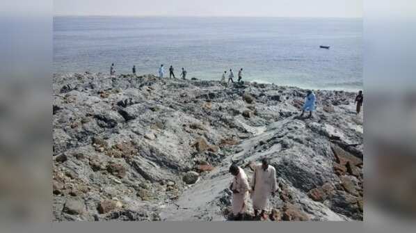 Pakistan gets three new islands following earthquake