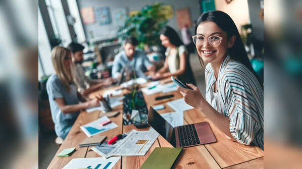 7 ways to make your woman feel secure in the relationship