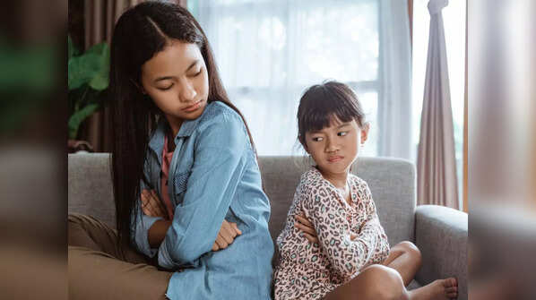 Parenting Tips: Sibling rivalry vs. sibling bullying: How to tell the ...