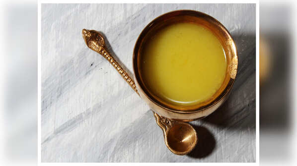 Benefits of Ghee for Lips: Is ghee good for cracked lips?