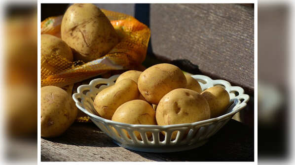 7 ways to prevent cut potatoes from turning brown