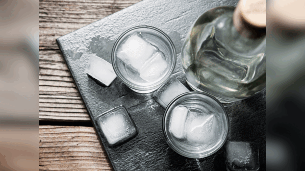 What is Goa Feni, Types, Taste and How to Make it | The Interesting ...