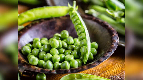 How to store green peas for a long time in the fridge