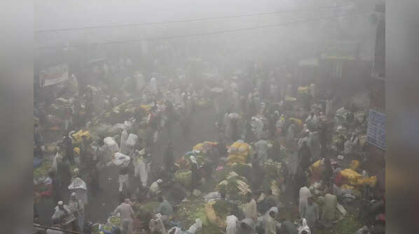 In pictures: Nasa satellite captures toxic smog blanket over Lahore and ...