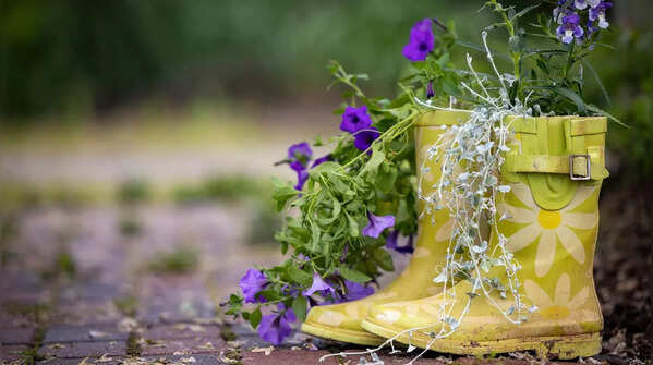 National Upcycling Day: 7 trash-to-treasure DIY hacks to decorate your ...