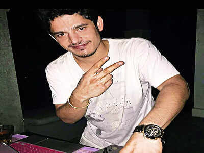 Fashion choreographer’s son held for sending lewd messages to actor