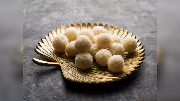 How to make laddoos with 3 ingredients in just 10 minutes