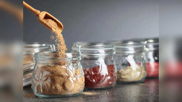 Monsoon kitchen tips: How to stop the moisture in spices and sugar