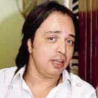 Altaf returns... with Emraan