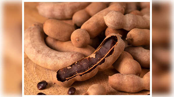 Can eating tamarind damage your teeth?