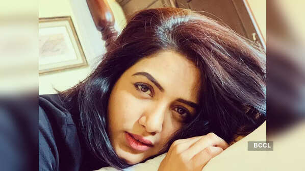 Bigg Boss Tamil 5: From her first husband’s suicide to finding love ...