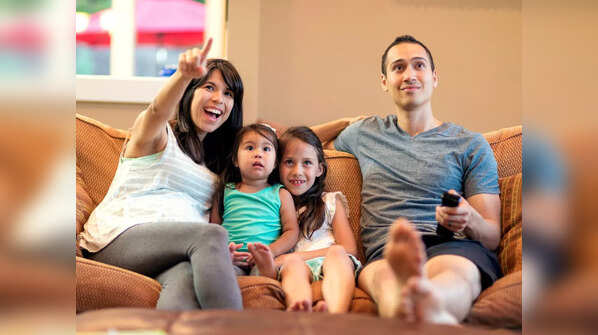 5 reasons to let toddlers watch TV