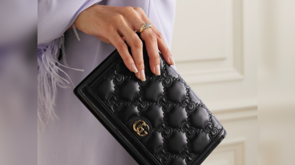 How to spot a fake Gucci wallet?