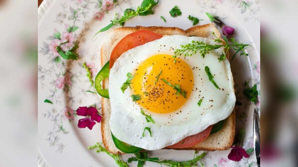 Is it safe to eat eggs with blood spots?