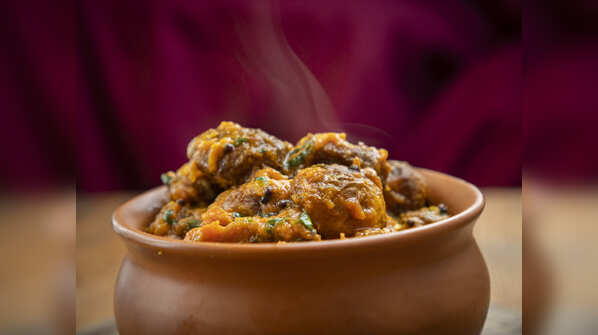 How to make Dhaba-style food at home: Easy Tips and Recipes