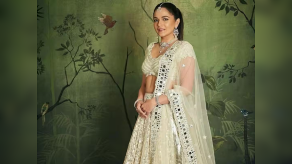 From Anjali to Shaila Merchant: Meet the stylish Merchants, Ambani ...