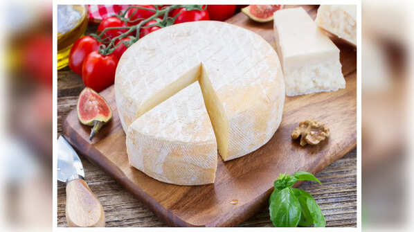 Artisanal Cheese Vs Processed Cheese: What is Artisanal cheese? How is ...