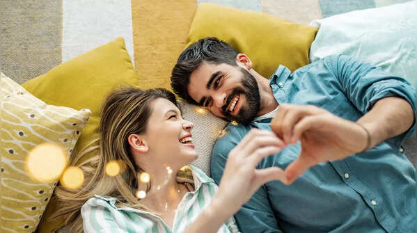 4 reasons physical touch is important in romantic relationships