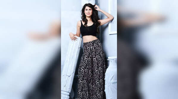 Sheetal Thakur's striking beauty shines through in these photos