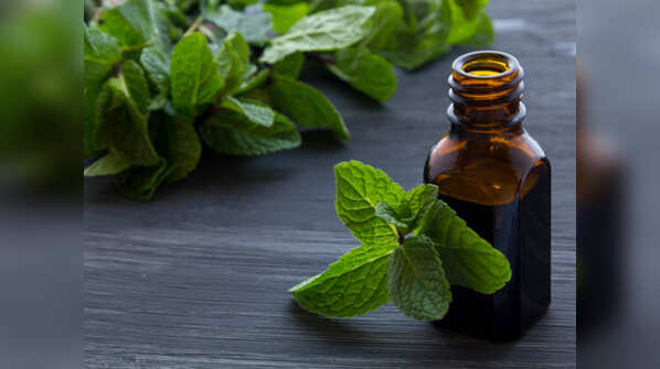 Nausea (Vomiting) Home Remedies: 6 Home Remedies to Get Rid of Nausea ...