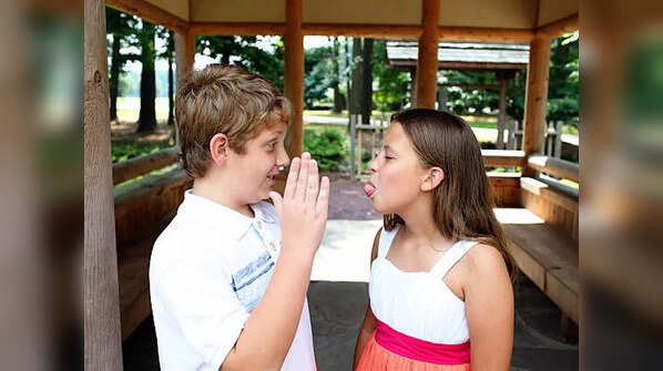 Have a jealous sibling? This article is for you