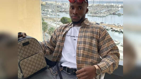 Fake Burberry Shirt Identification: 5 ways to spot a fake Burberry shirt