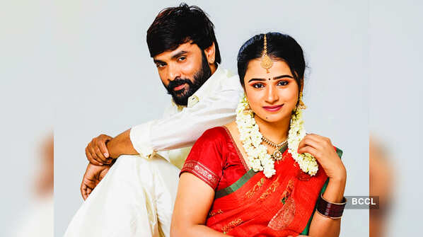 Snekan Sivaselvam aka Snehan and Kannika Ravi gets hitched; here's a look at inside pictures ...