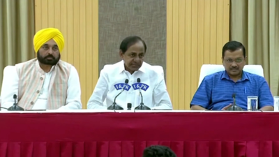 News: KCR support has provided a lot of strength to us, says Arvind Kejriwal - The Times of India