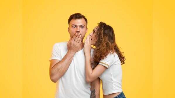 Types of toxic friends you should keep away